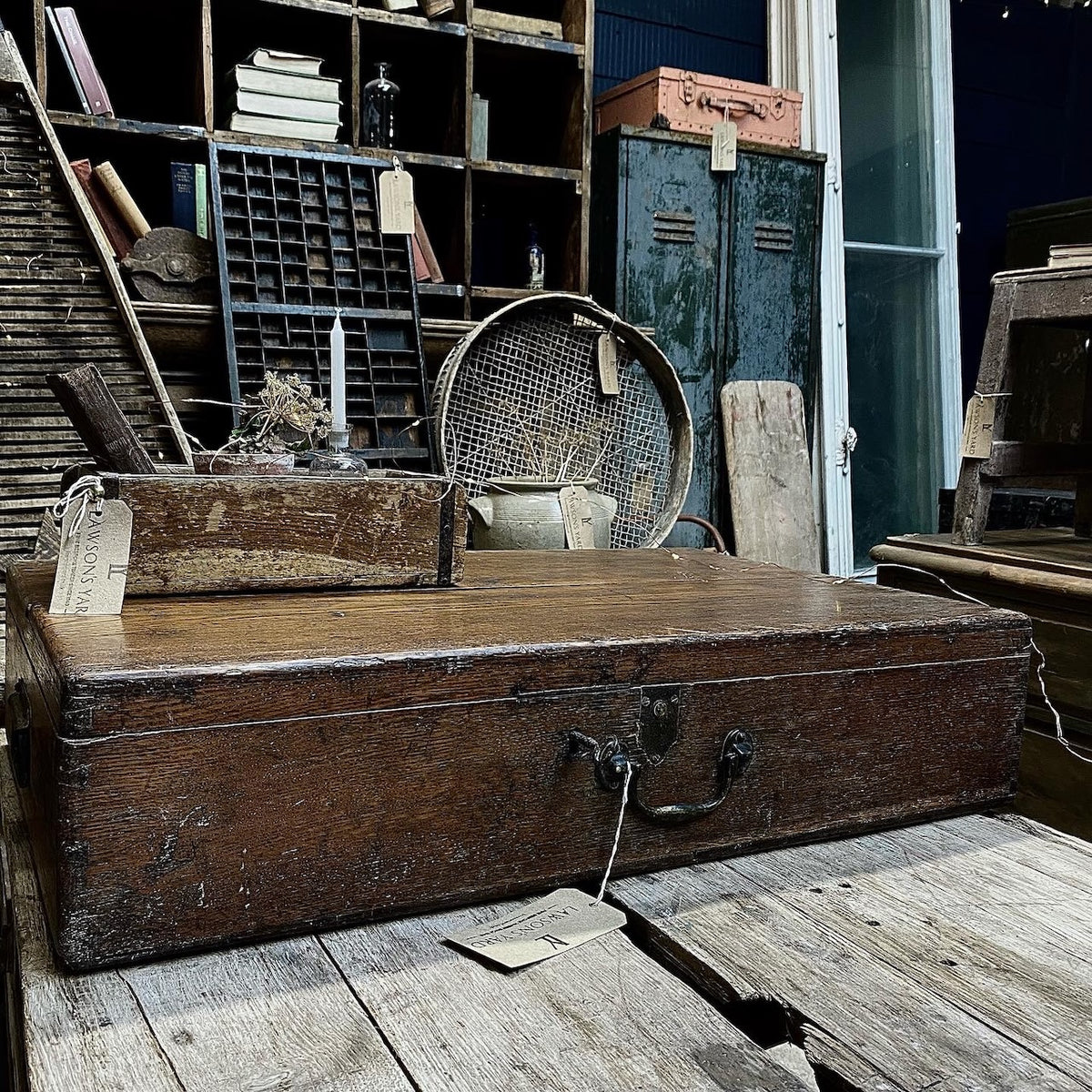 Oak Travelling Salesman Case — Lawson's Yard LTD